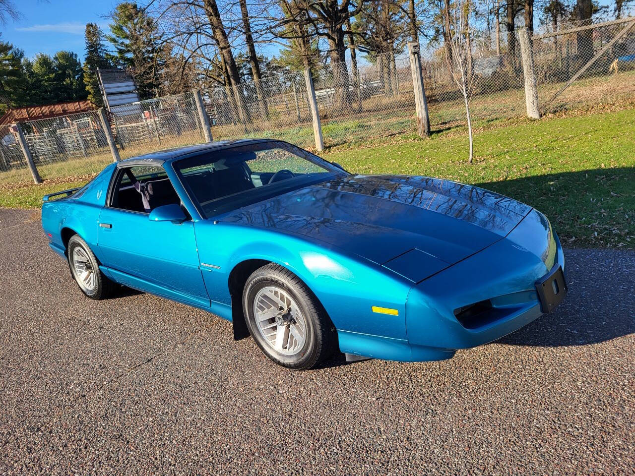 1992 Pontiac Firebird VIN 1G2FS23E8NL224604 | Hagerty Valuation Tools