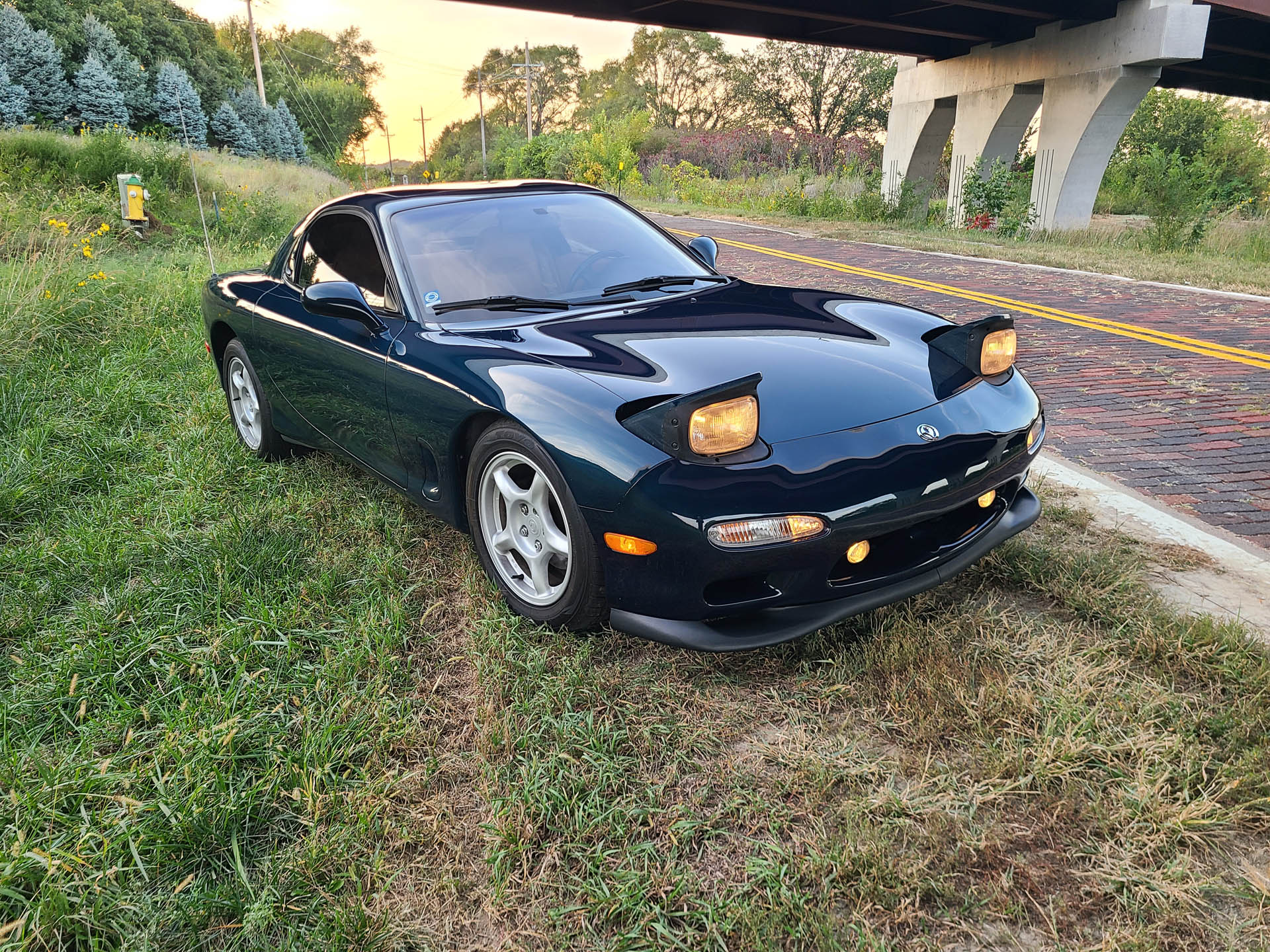 1993 Mazda RX-7 VIN JM1FD331XP0202827 | Hagerty Valuation Tools