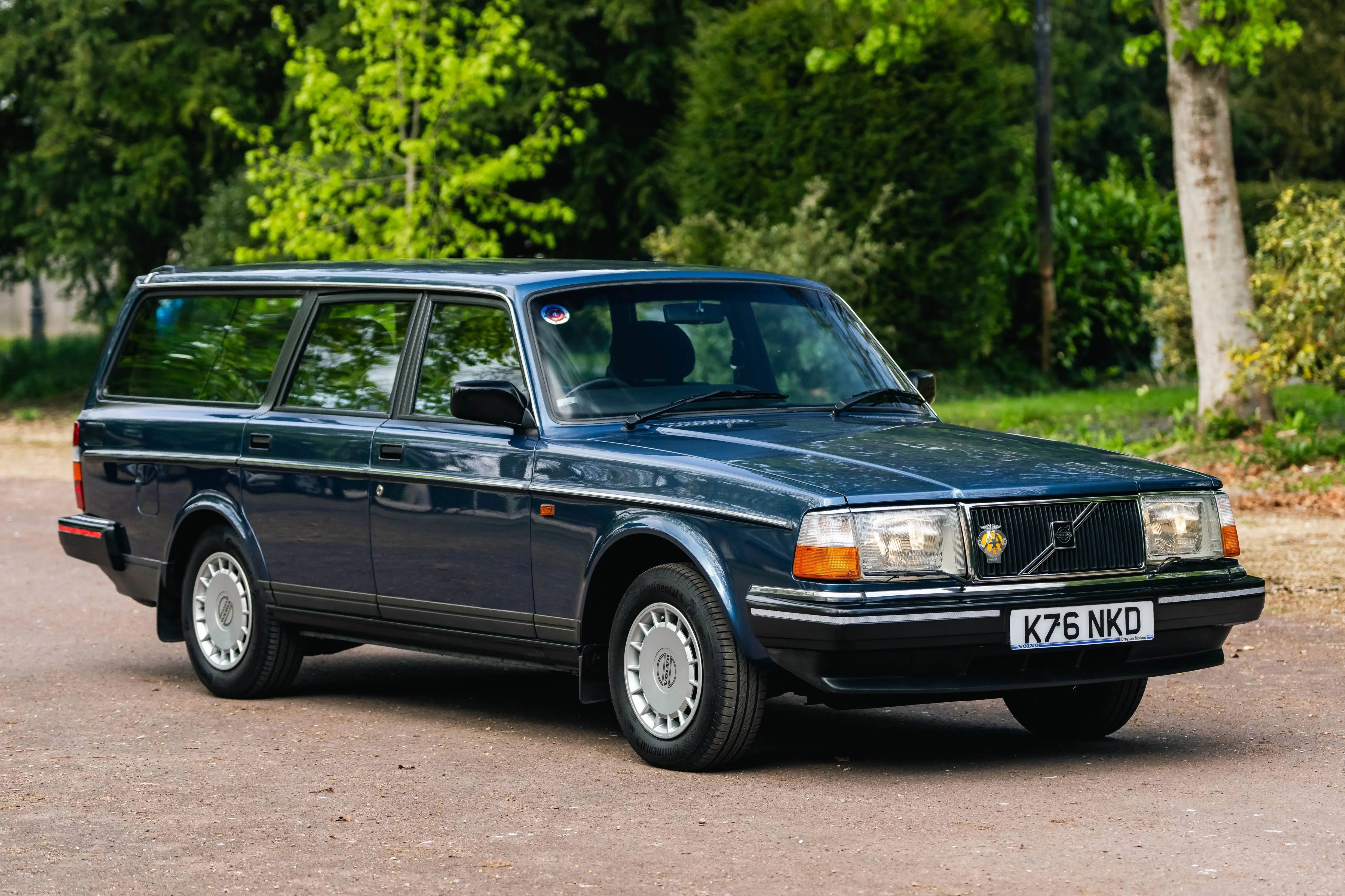 1992 Volvo 240 SE VIN YV1245273N1937614 | Hagerty Valuation Tools