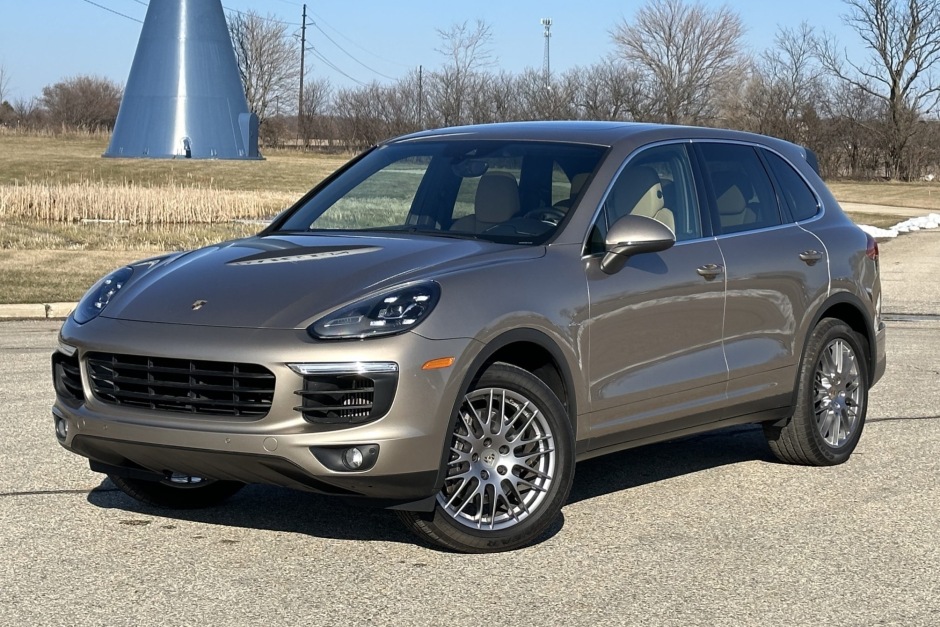 2015 Porsche Cayenne AWD VIN WP1AF2A26FLA37932 | Hagerty Valuation Tools