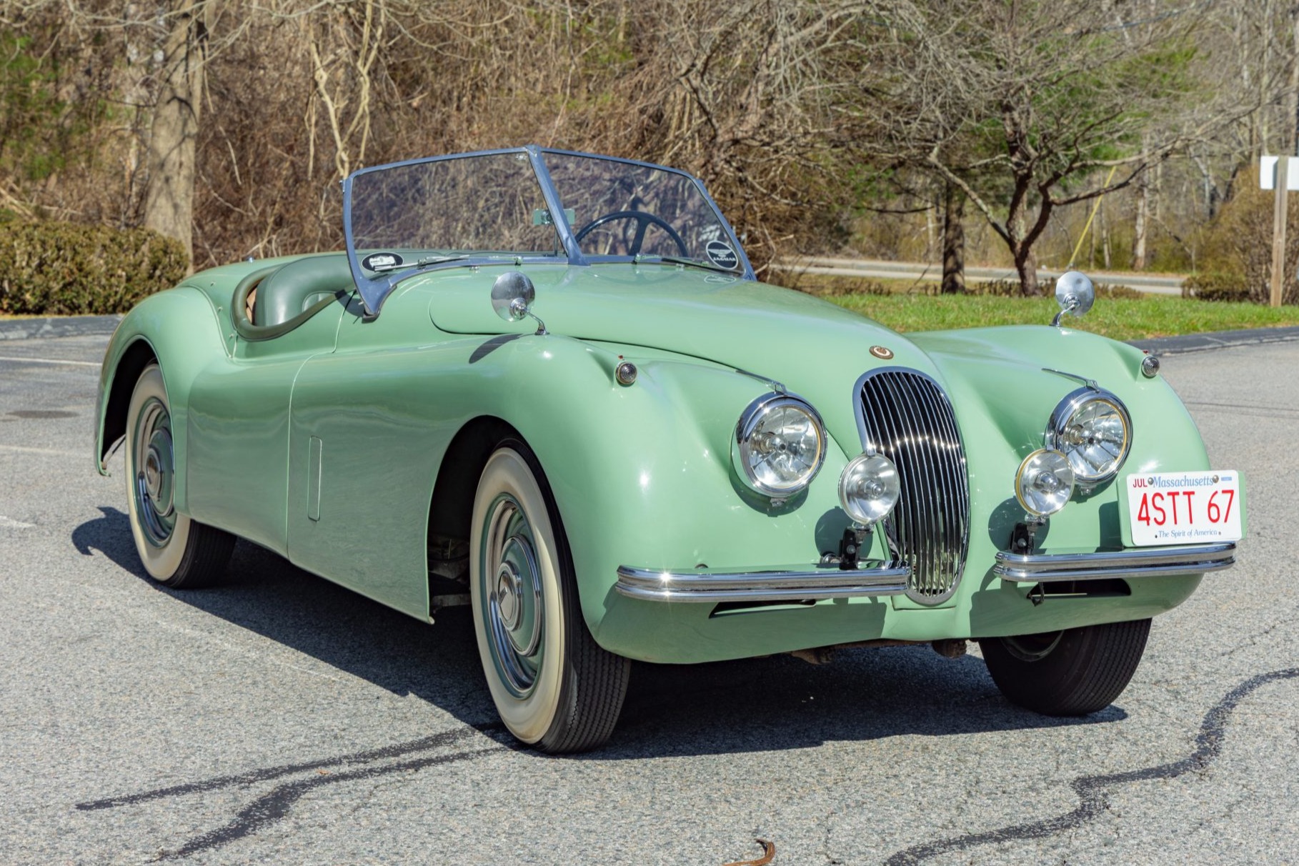 1953 Jaguar XK 120 VIN 673946 | Hagerty Valuation Tools