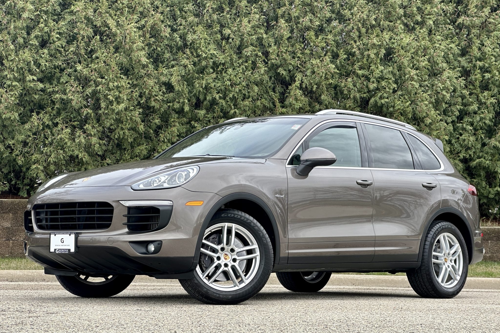 2015 Porsche Cayenne AWD VIN WP1AF2A28FLA32389 | Hagerty Valuation Tools