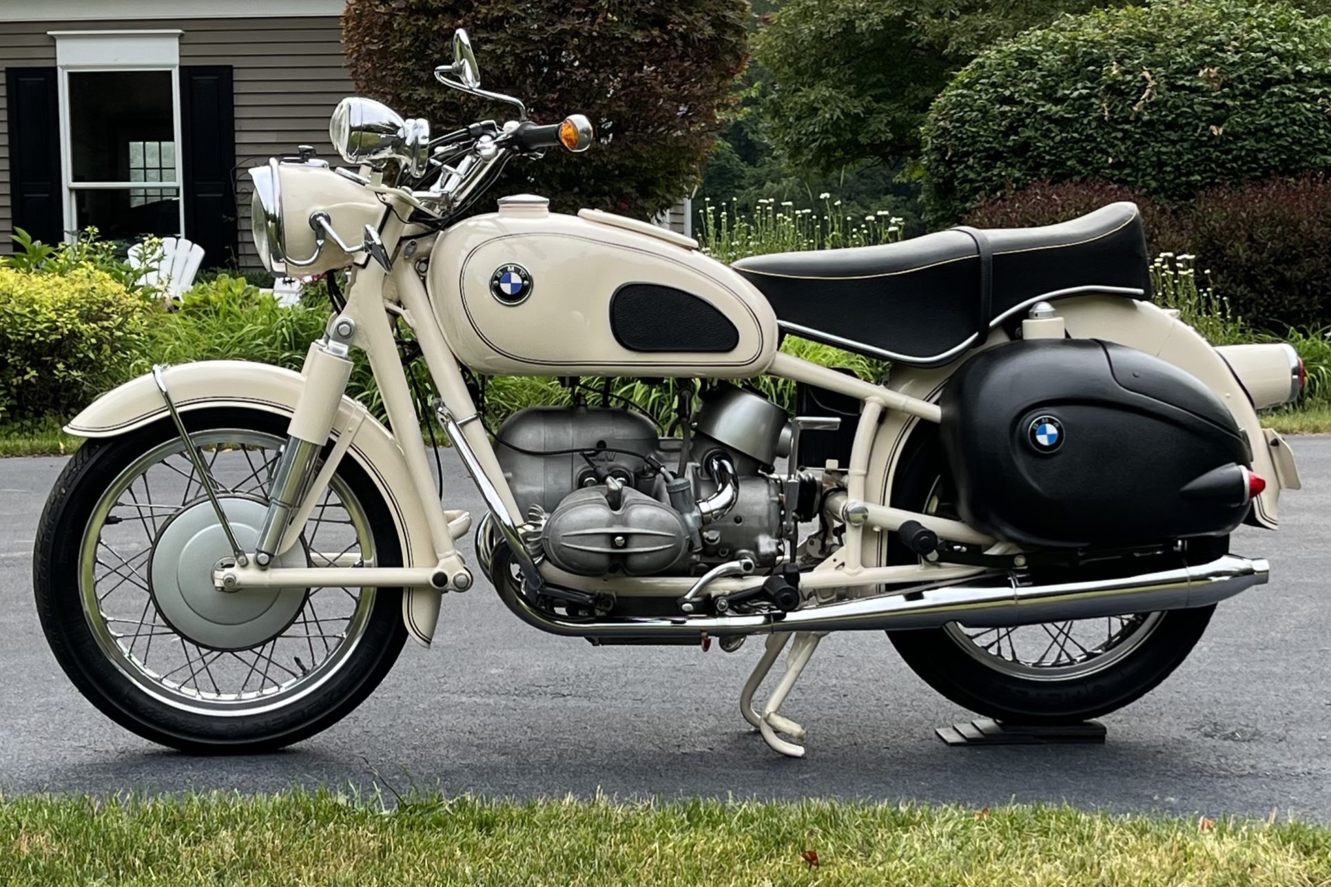 1965 BMW R60/2 VIN 627838 | Hagerty Valuation Tools