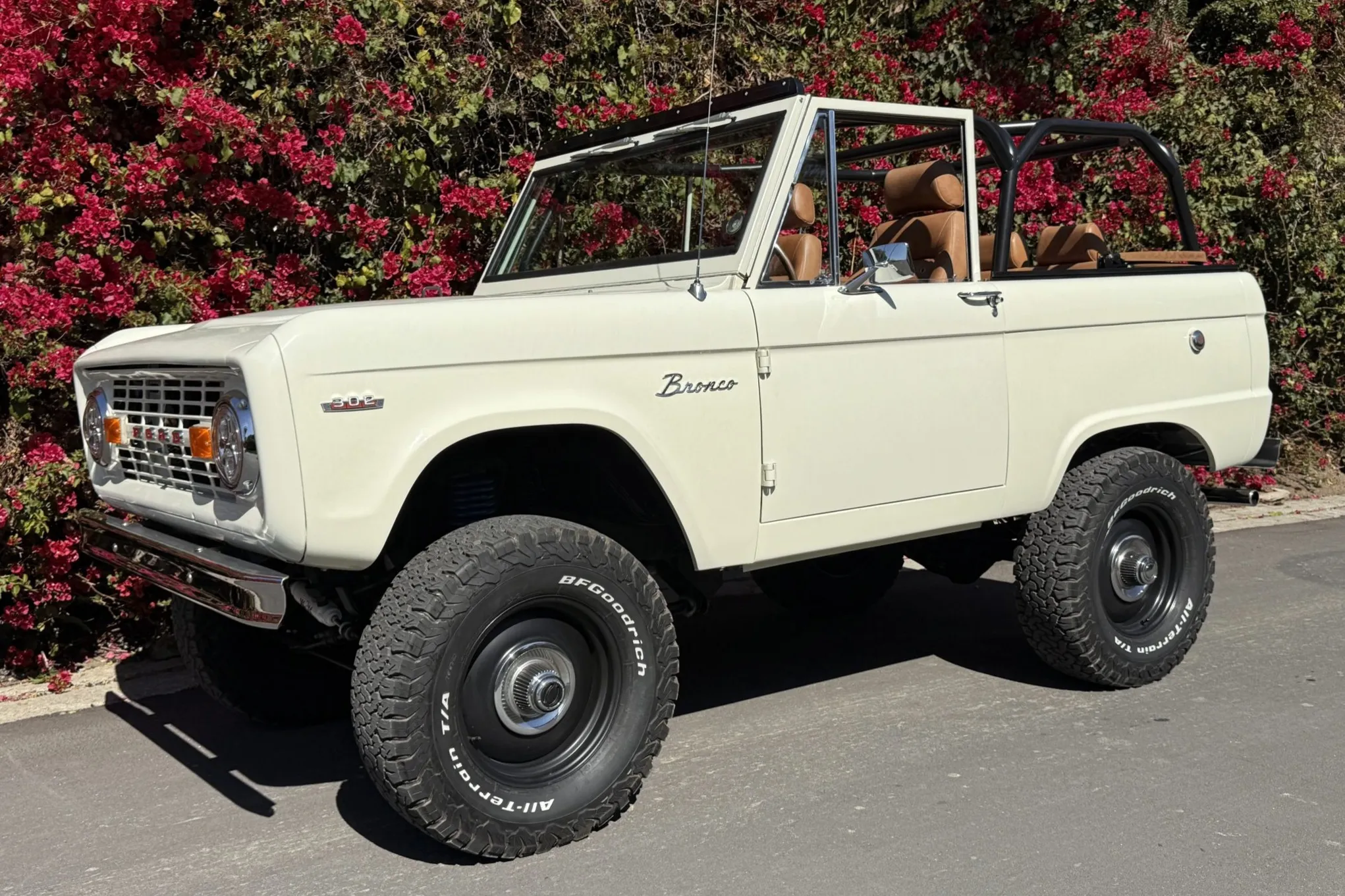 1966 Ford Bronco VIN U15NLA28196 | Hagerty Valuation Tools