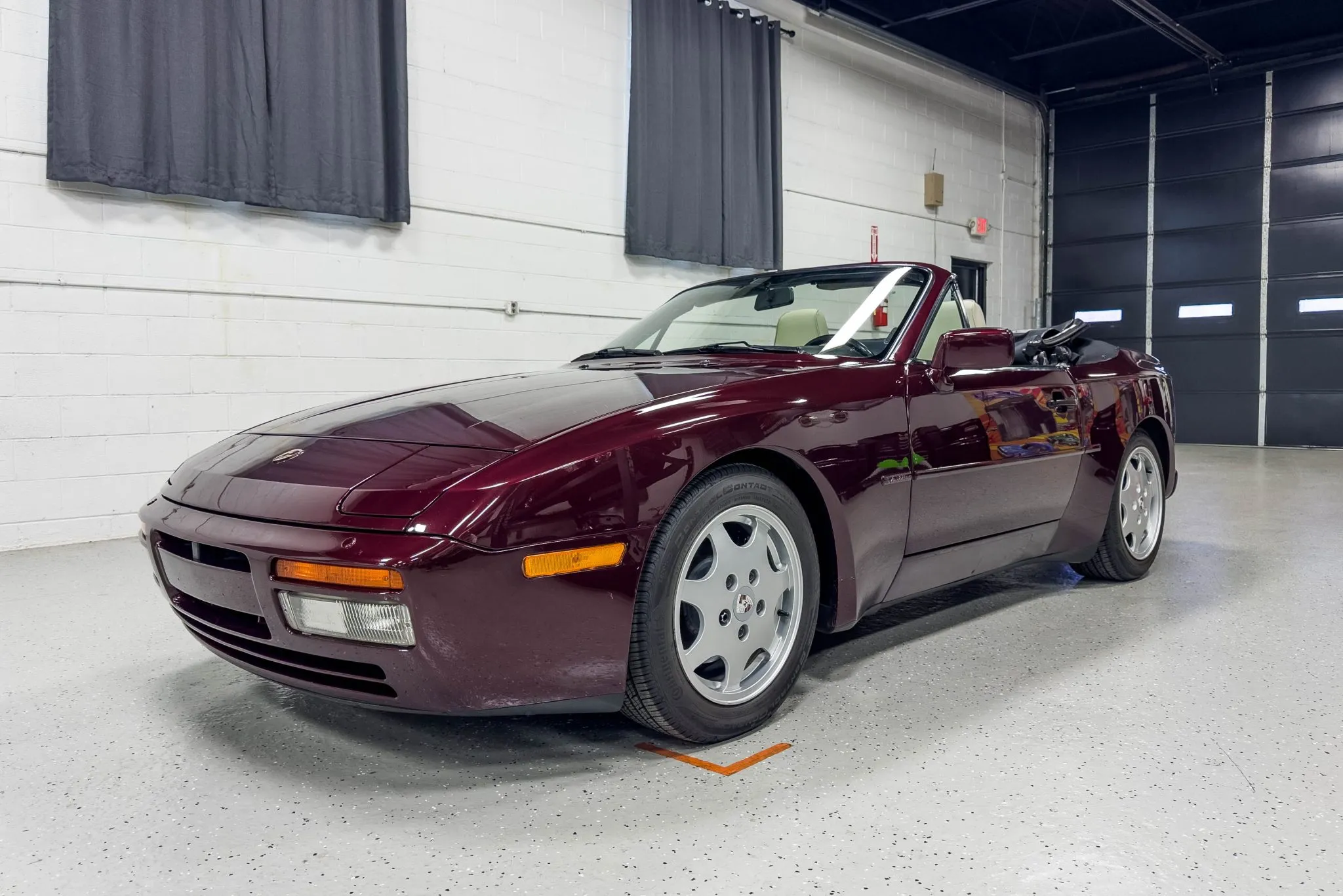 1990 Porsche 944 S2 VIN WP0CB2947LN481168 | Hagerty Valuation Tools