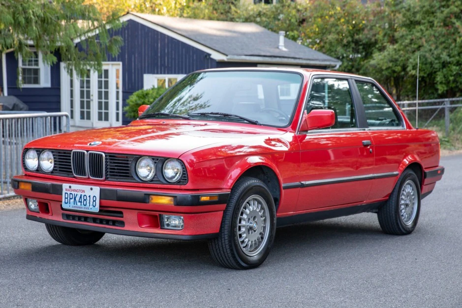 1990 BMW 325i VIN WBAAA1319LEC66961 | Hagerty Valuation Tools®