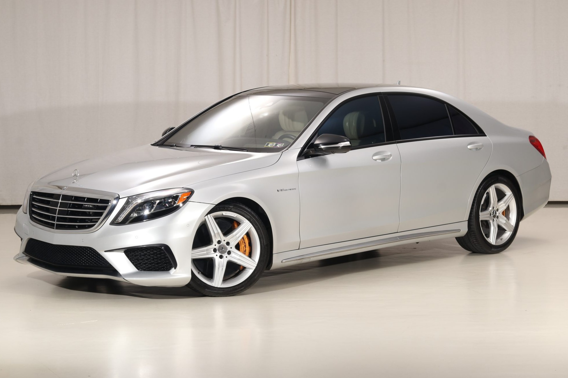2015 Mercedes-Benz S63 AMG VIN WDDUG7JB9FA158156 | Hagerty Valuation Tools