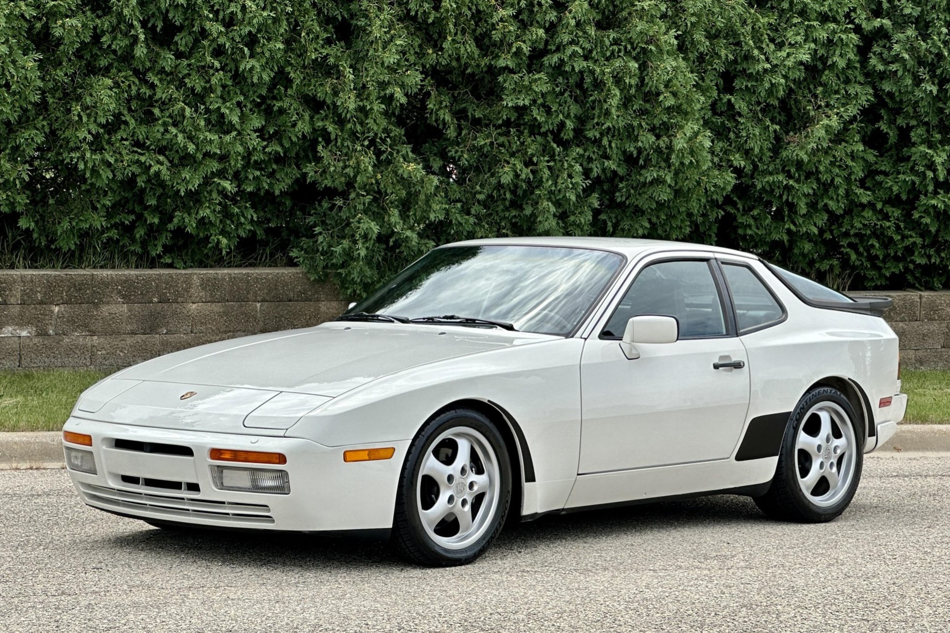 1987 Porsche 944 Turbo VIN WP0AA2951HN151858 | Hagerty Valuation Tools