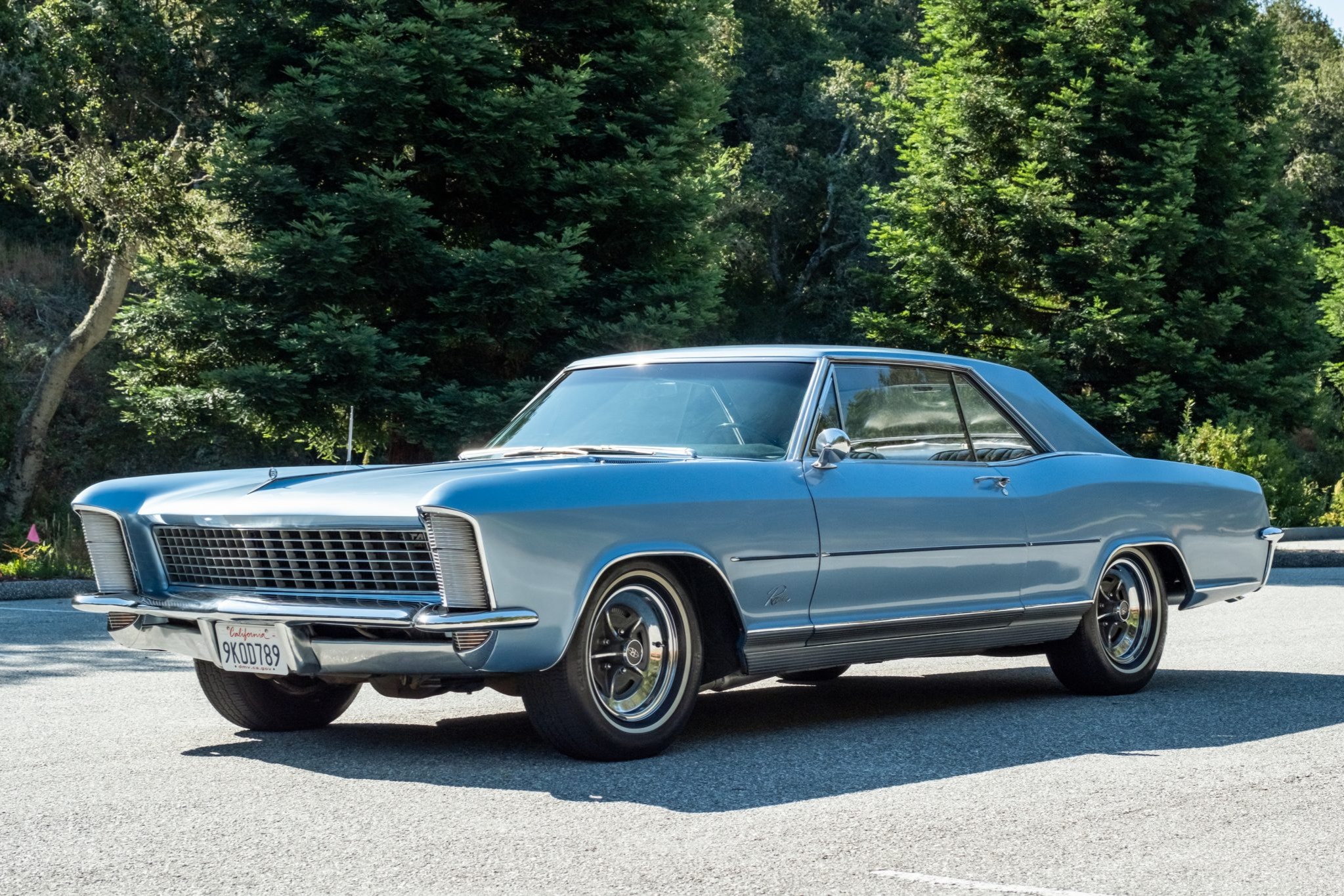 1965 Buick Riviera VIN 494475H933985 | Hagerty Valuation Tools