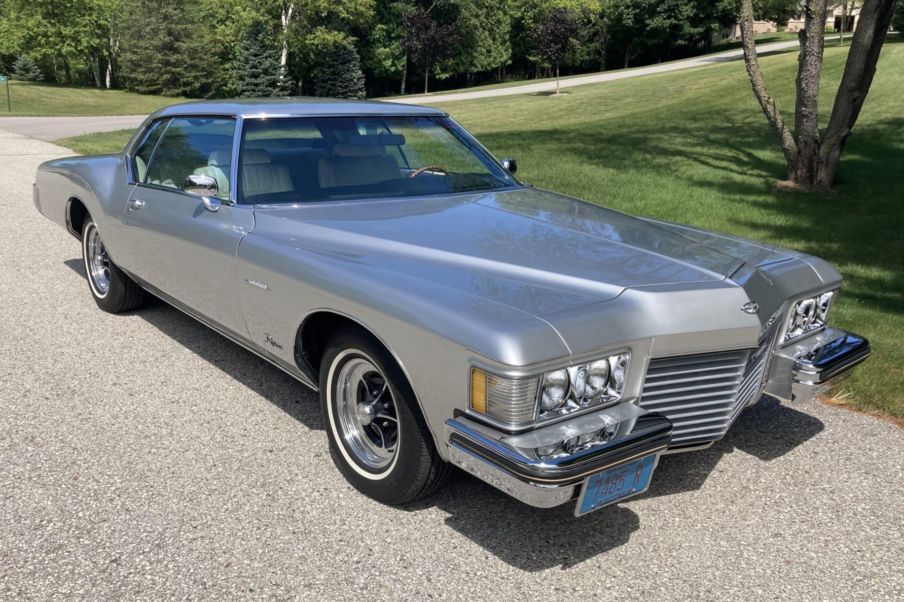 1973 Buick Riviera VIN 4Y87U3H424988 | Hagerty Valuation Tools