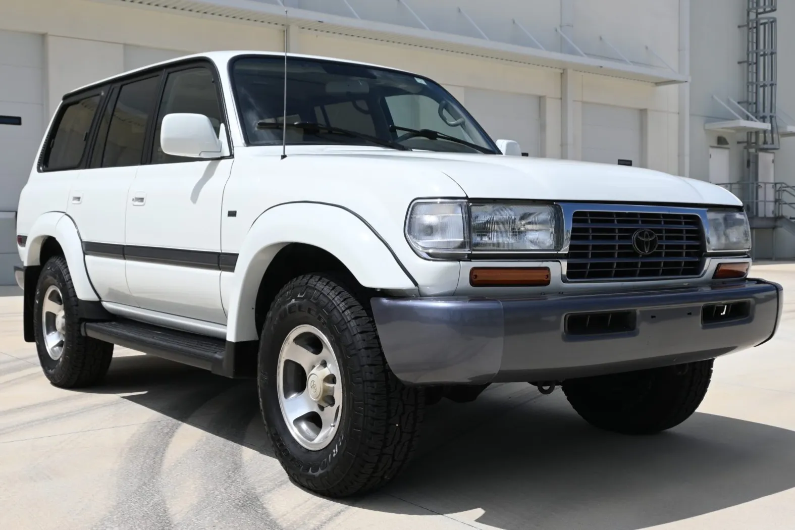 1997 Toyota Land Cruiser FJ80 VIN JT3HJ85J0V0184027 | Hagerty Valuation ...