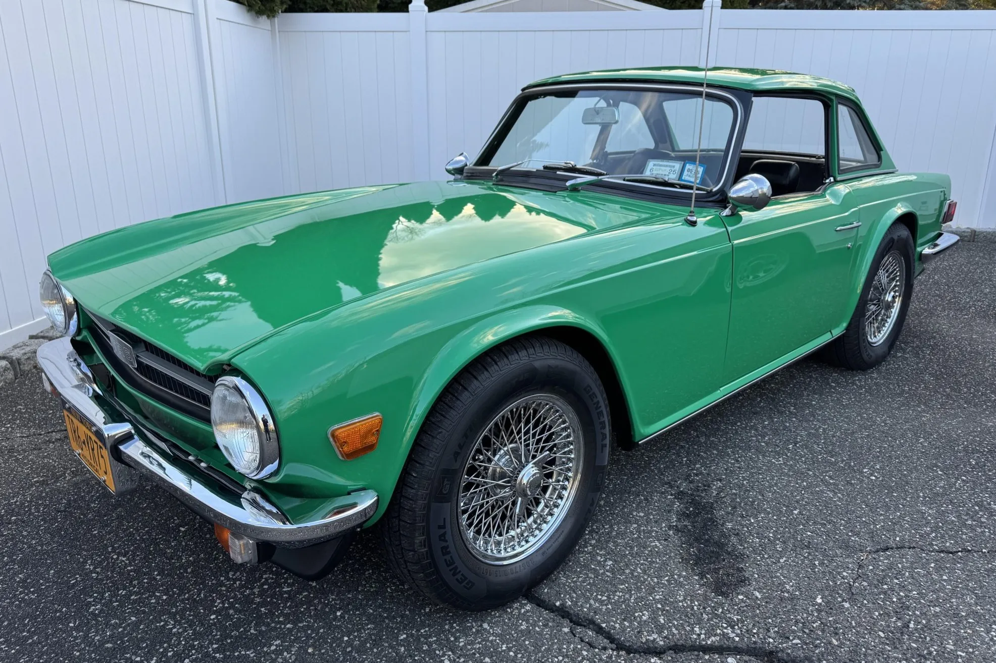 1975 Triumph TR6 VIN CF37428U | Hagerty Valuation Tools