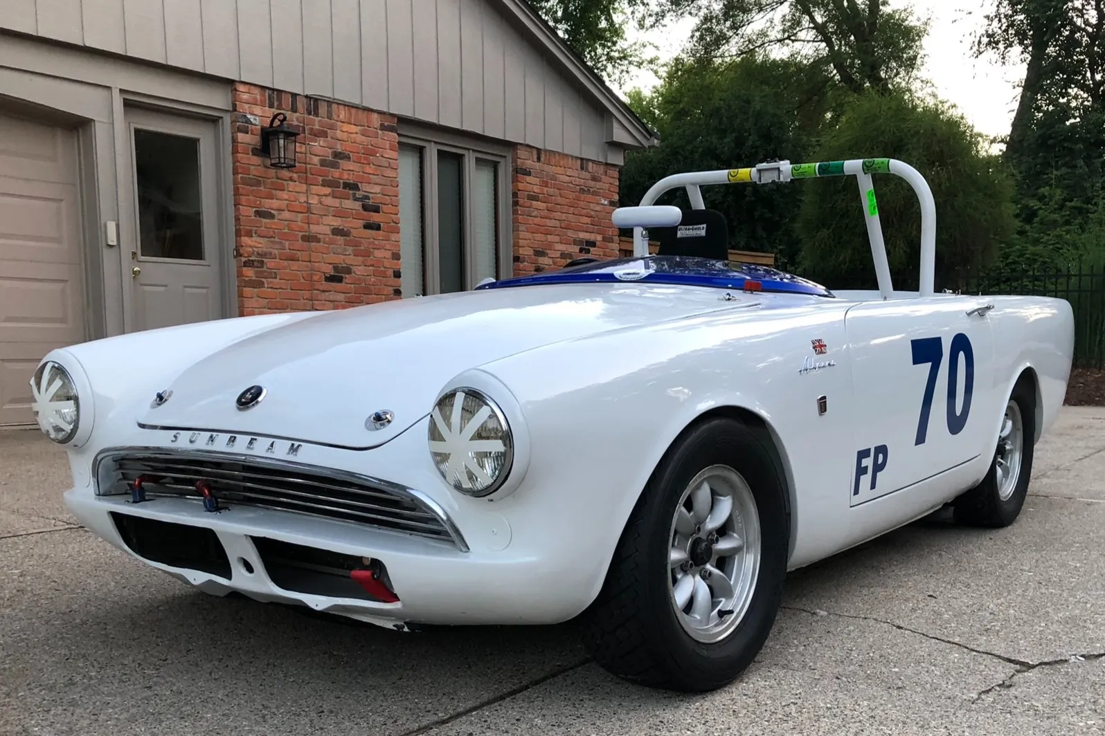 1963 Sunbeam Alpine III VIN B9200150 | Hagerty Valuation Tools