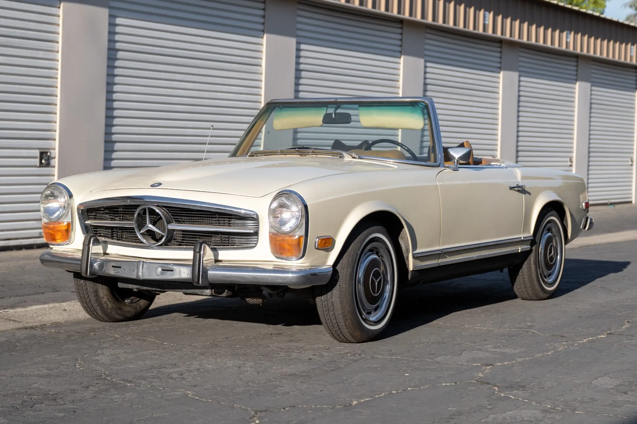 1970 Mercedes-Benz 280SL VIN 280SL017261 | Hagerty Valuation Tools
