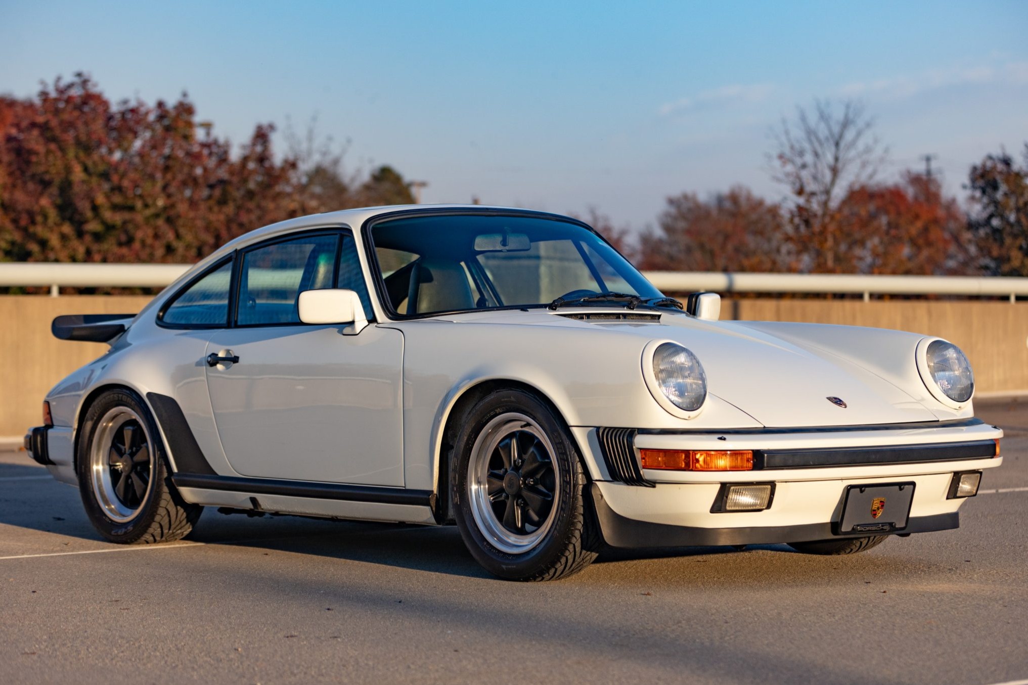 1985 Porsche 911 Carrera VIN WP0AB0919FS120578 | Hagerty Valuation Tools