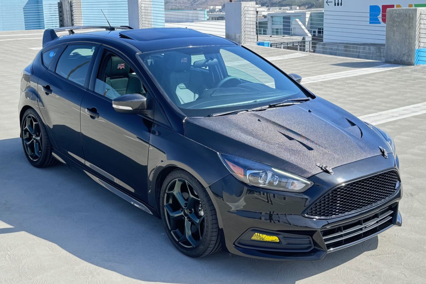 2018 Ford Focus ST VIN 1FADP3L98JL247507 | Hagerty Valuation Tools