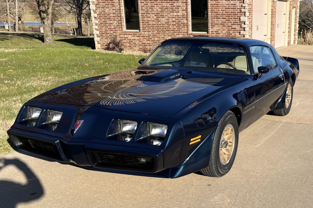 1981 Pontiac Firebird Trans Am VIN 1G2AW87W9BL104875 | Hagerty ...