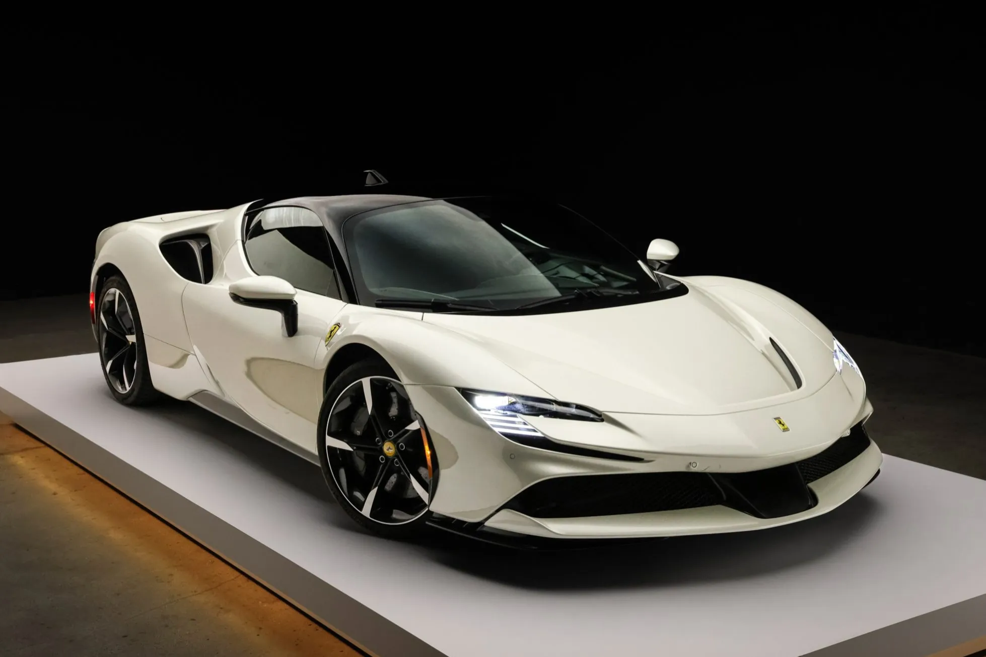 2023 Ferrari SF90 Stradale VIN ZFF95NLAXP0292844 | Hagerty Valuation Tools