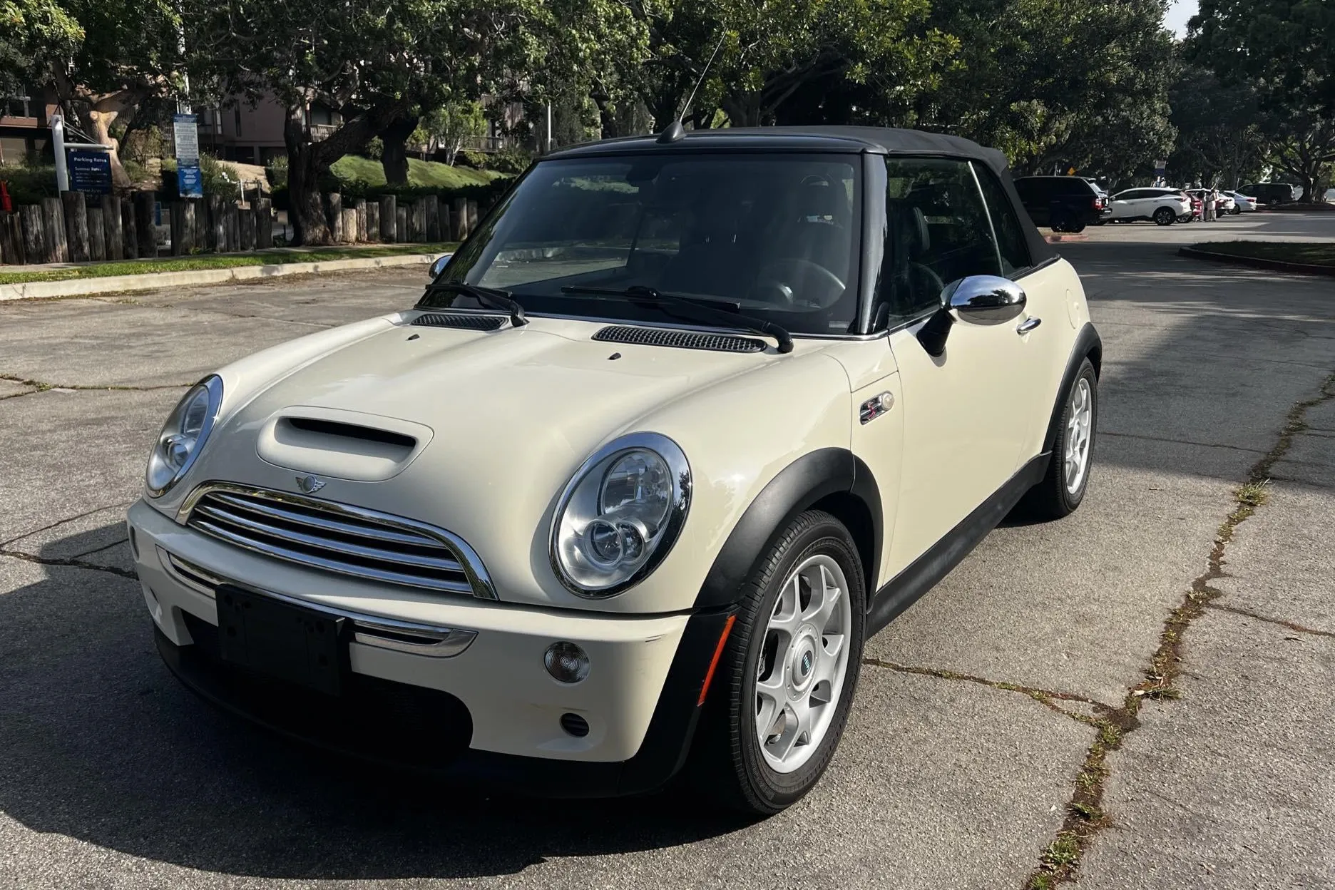 2007 Mini Cooper S VIN WMWRH33507TJ44632 | Hagerty Valuation Tools