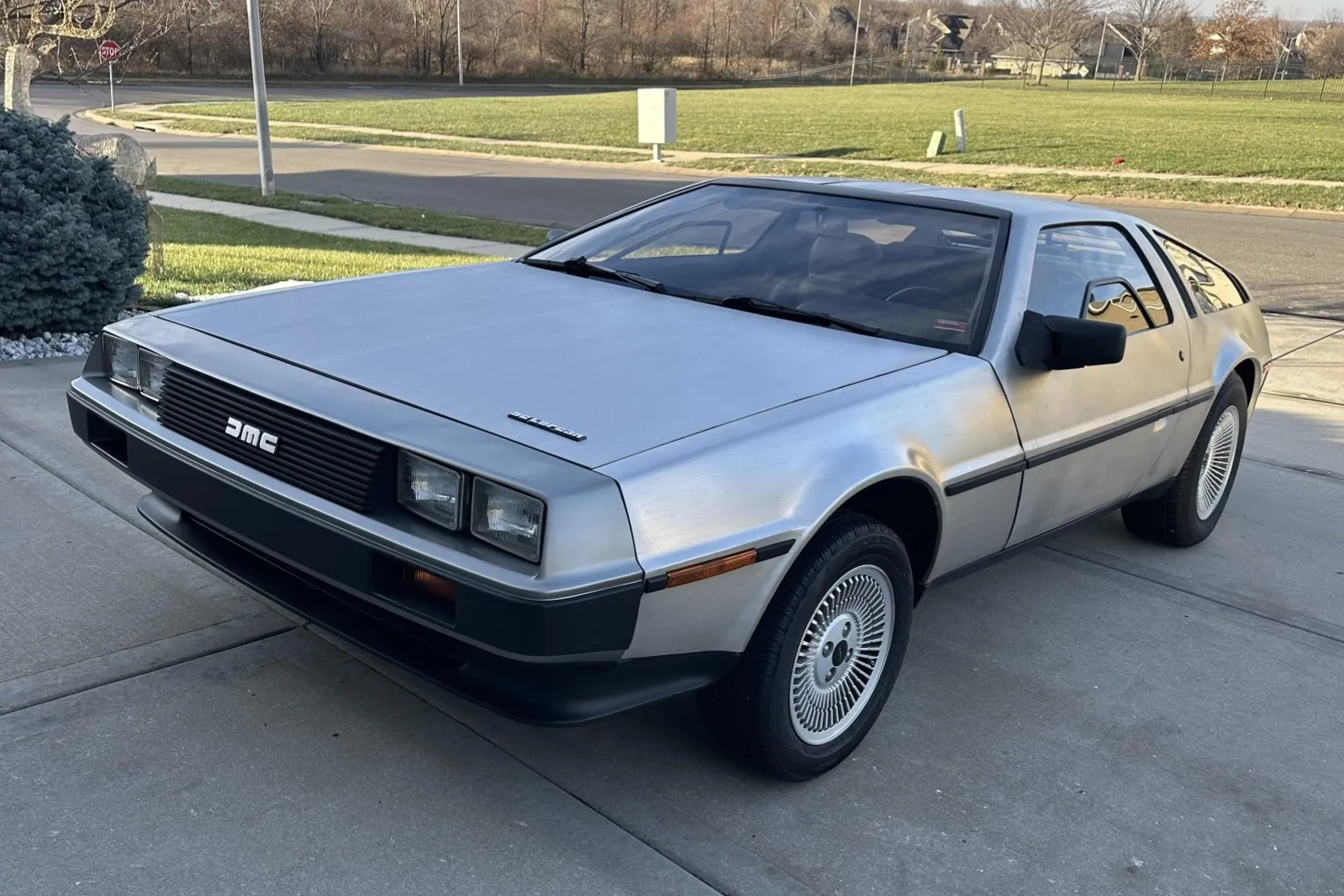 1983 Delorean DMC-12 VIN SCEDT26T6DD015113 | Hagerty Valuation Tools