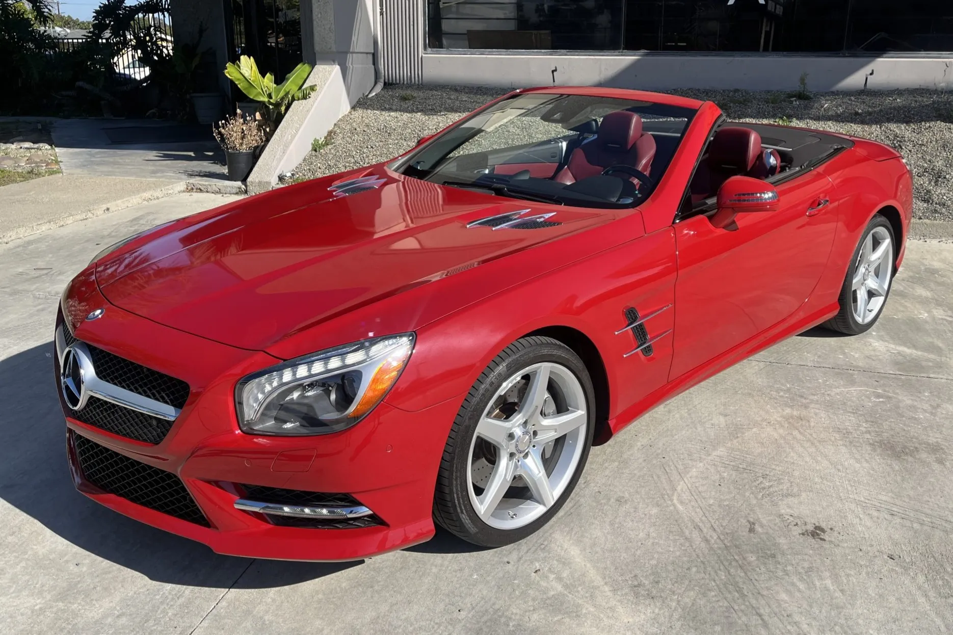2013 Mercedes-Benz SL550 VIN WDDJK7DA2DF011701 | Hagerty Valuation Tools