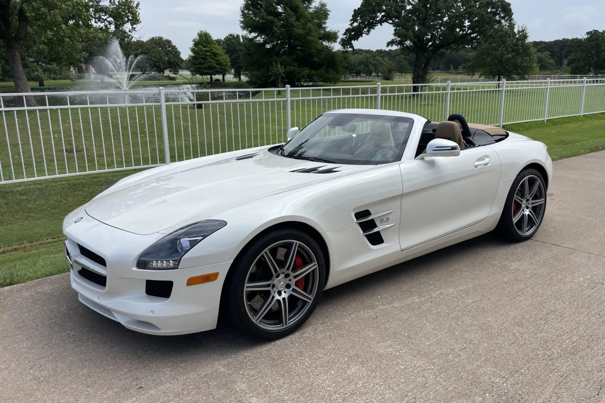 2012 Mercedes-Benz SLS AMG VIN WDDRK7HAXCA009056 | Hagerty Valuation Tools