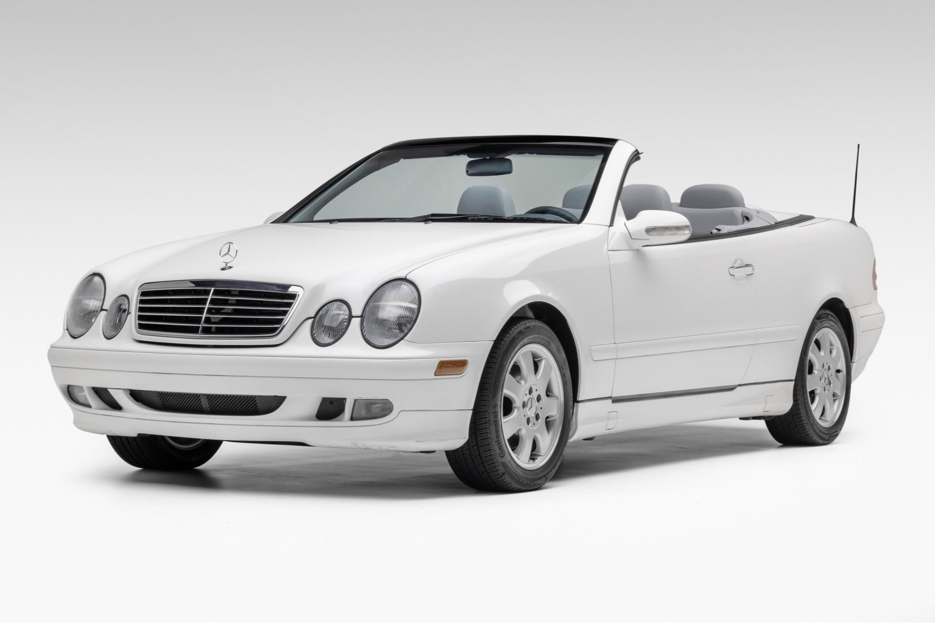 2002 Mercedes-Benz CLK320 VIN WDBLK65G62T113127 | Hagerty Valuation Tools