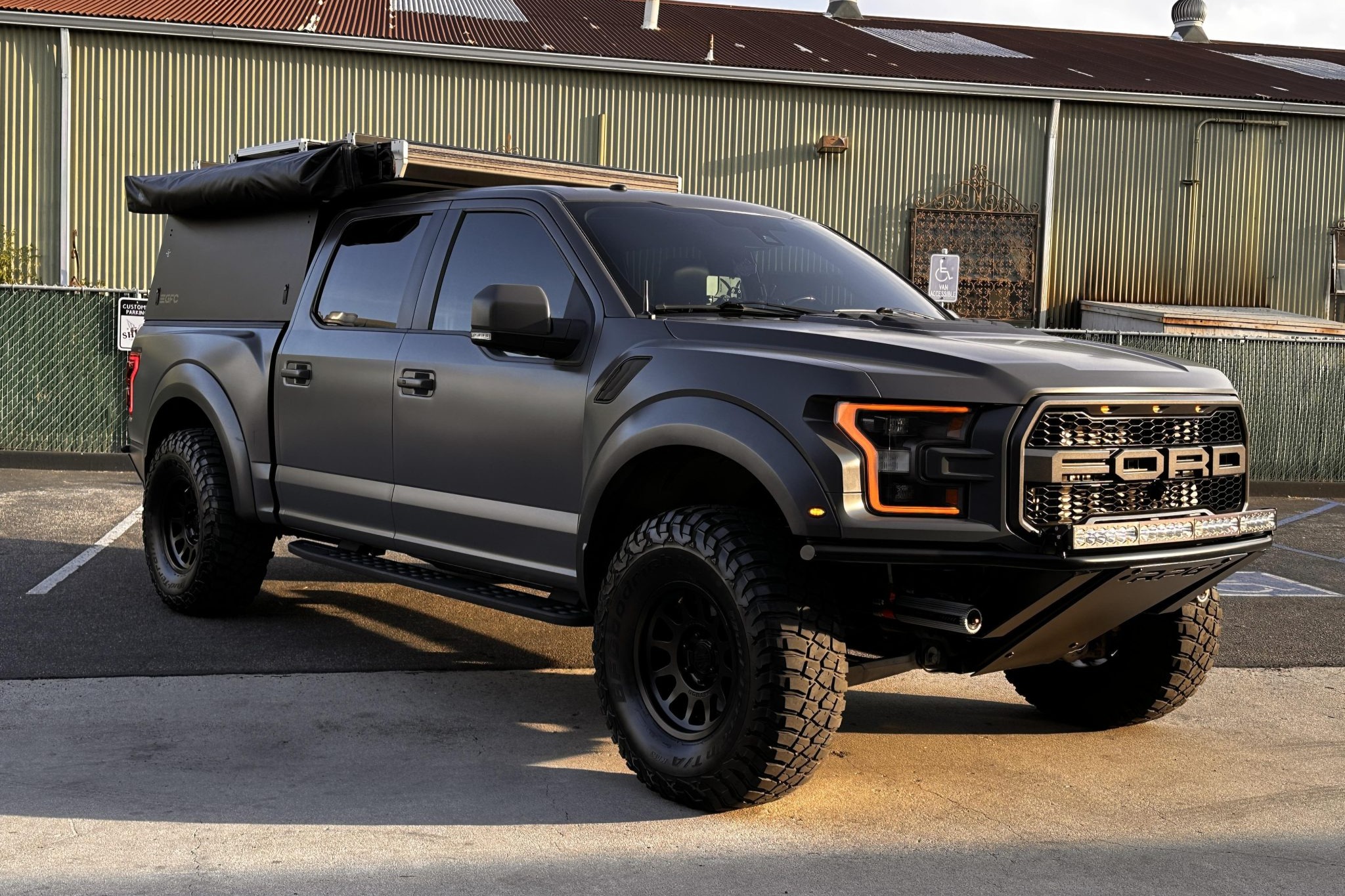 2018 Ford F-150 Raptor VIN 1FTFW1RG5JFD39396 | Hagerty Valuation Tools