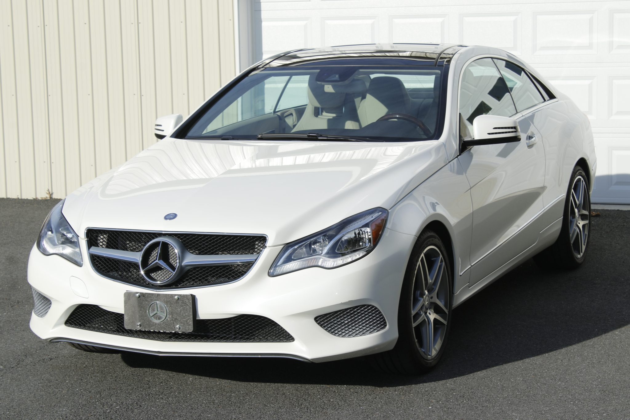 2014 Mercedes-Benz E350 VIN WDDKJ5KB6EF225597 | Hagerty Valuation Tools