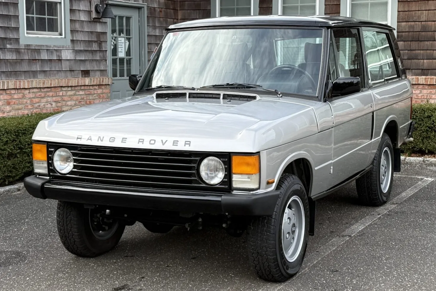 1991 Land Rover Range Rover VIN SALLHABN8HA604557 | Hagerty Valuation Tools
