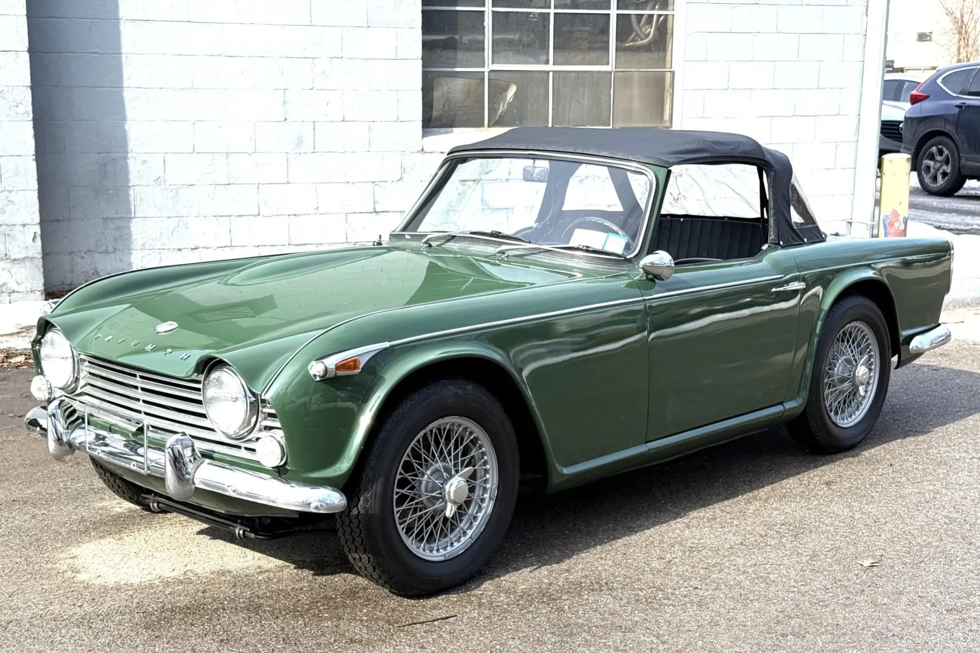 1966 Triumph TR4A VIN CT64459L | Hagerty Valuation Tools