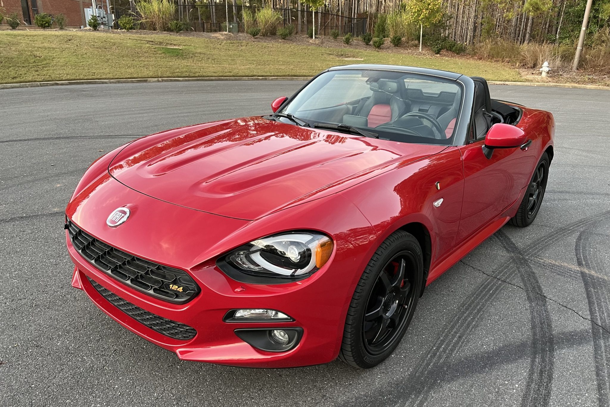 2017 Fiat 124 Spider Lusso VIN JC1NFAEK4H0110546 | Hagerty Valuation Tools