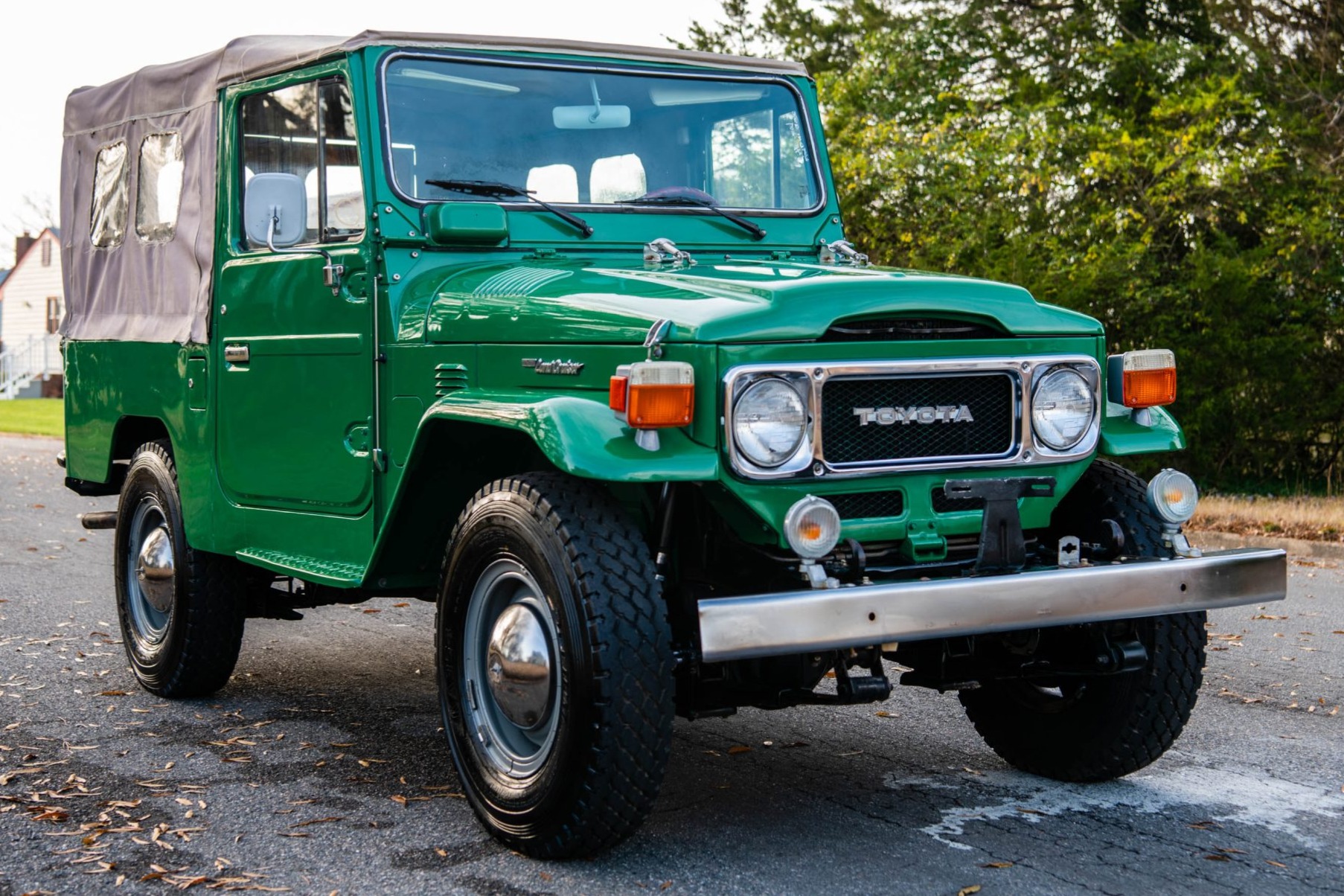 1981 Toyota Land Cruiser FJ43 VIN FJ43106331 | Hagerty Valuation Tools