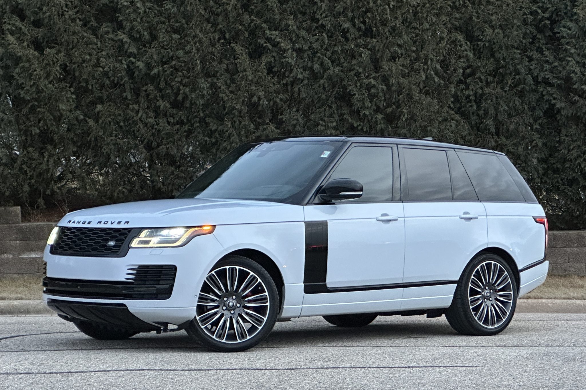 2018 Land Rover Range Rover HSE VIN SALGS2RK8JA503319 | Hagerty ...