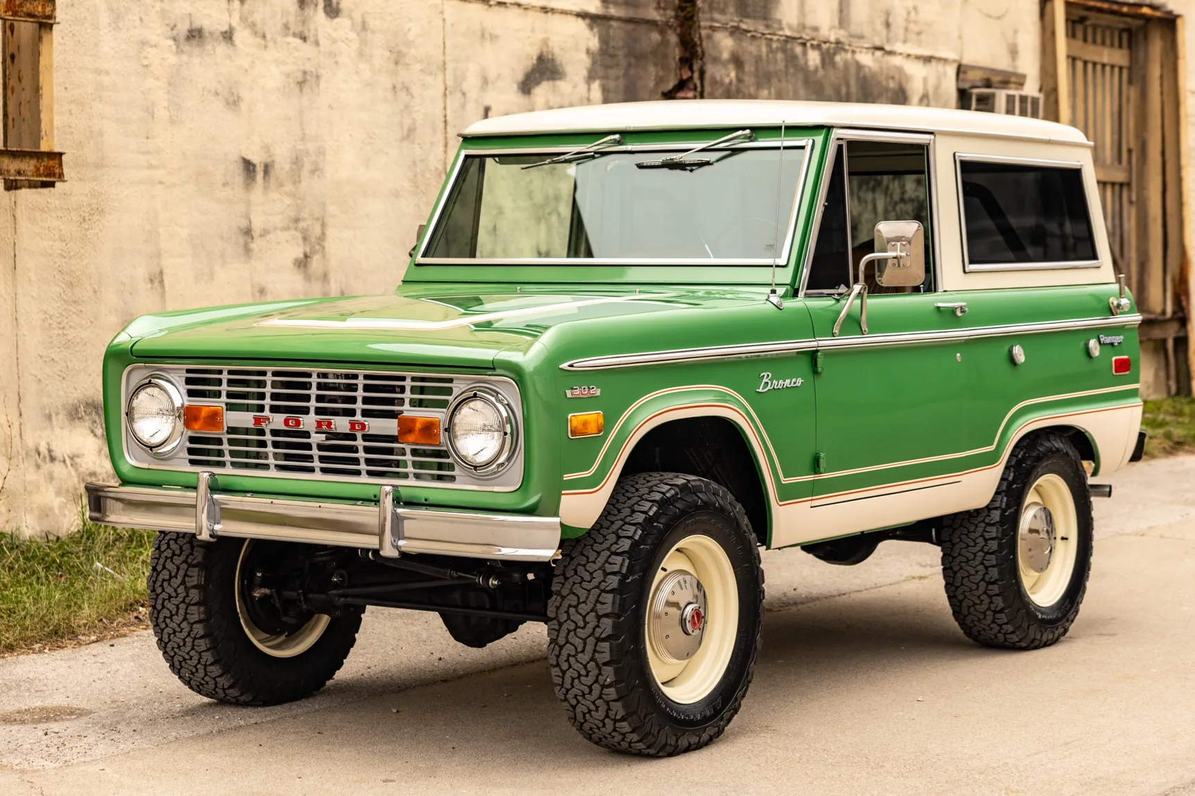 1973 Ford Bronco Ranger VIN U15GLQ82851 | Hagerty Valuation Tools