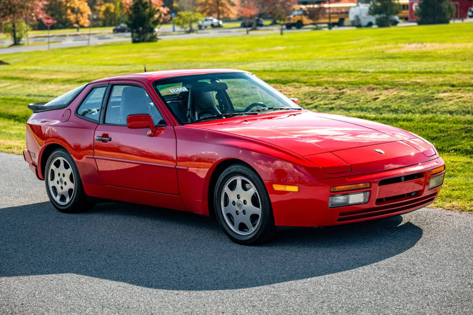 1989 Porsche 944 Turbo VIN WP0AA2956KN150373 | Hagerty Valuation Tools