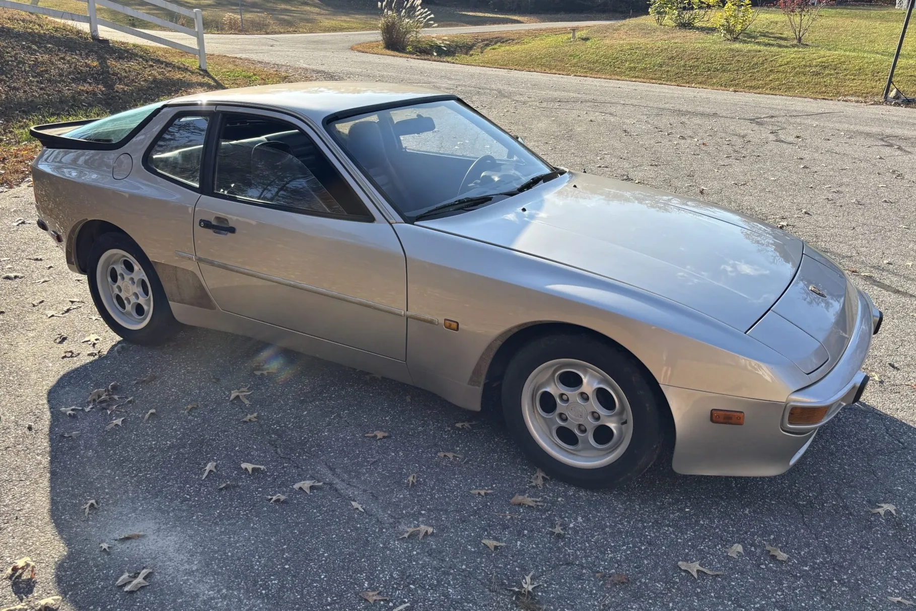 1984 Porsche 944 VIN WP0ZZZ94ZEN400304 | Hagerty Valuation Tools