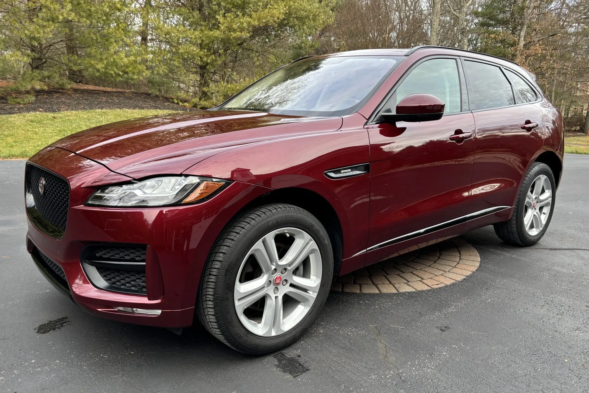 2017 Jaguar F-Pace R - Sport AWD VIN SADCL2BV9HA493731 | Hagerty ...