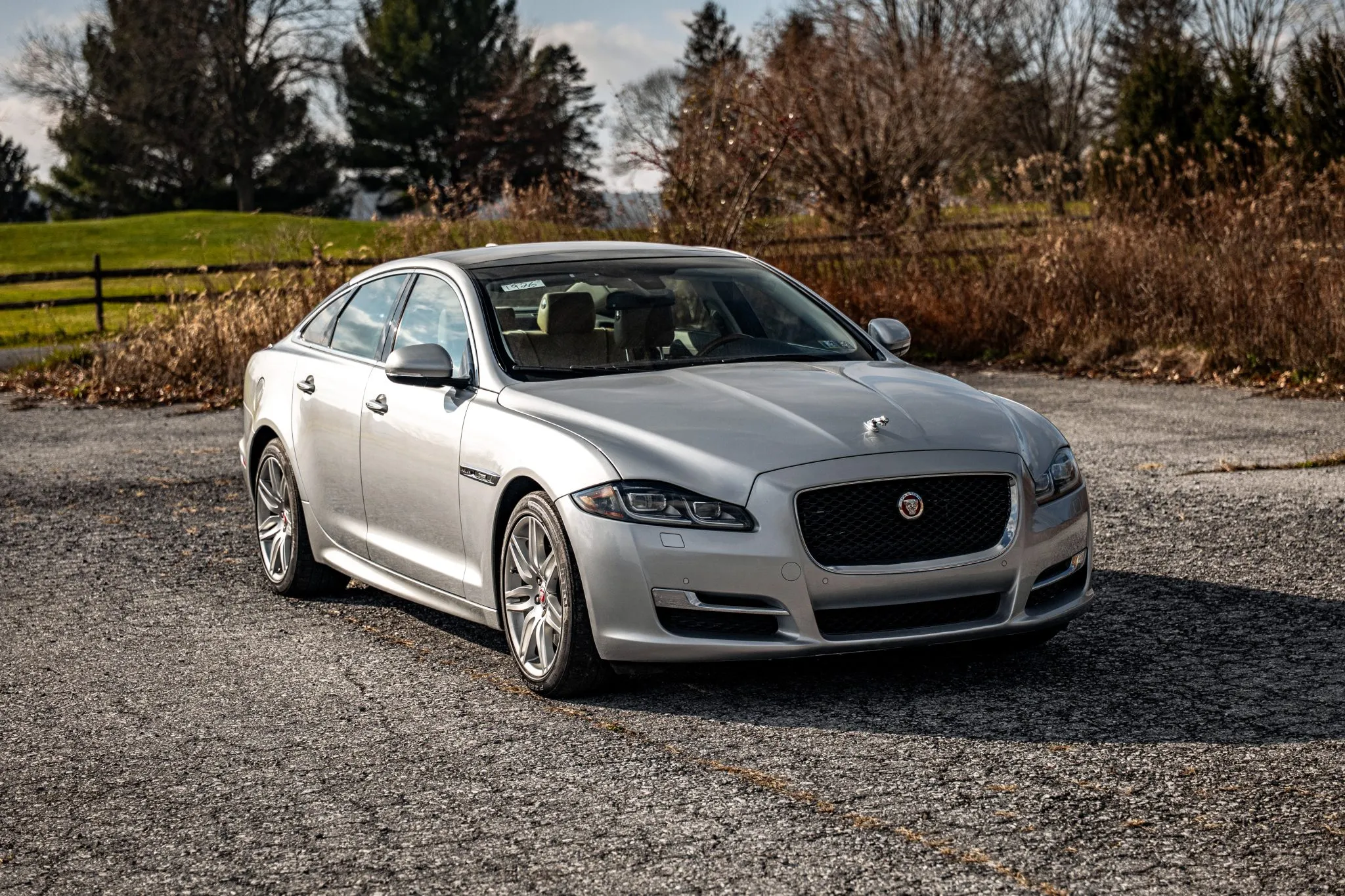 2017 Jaguar XJ VIN SAJWJ1CD6H8W07840 | Hagerty Valuation Tools