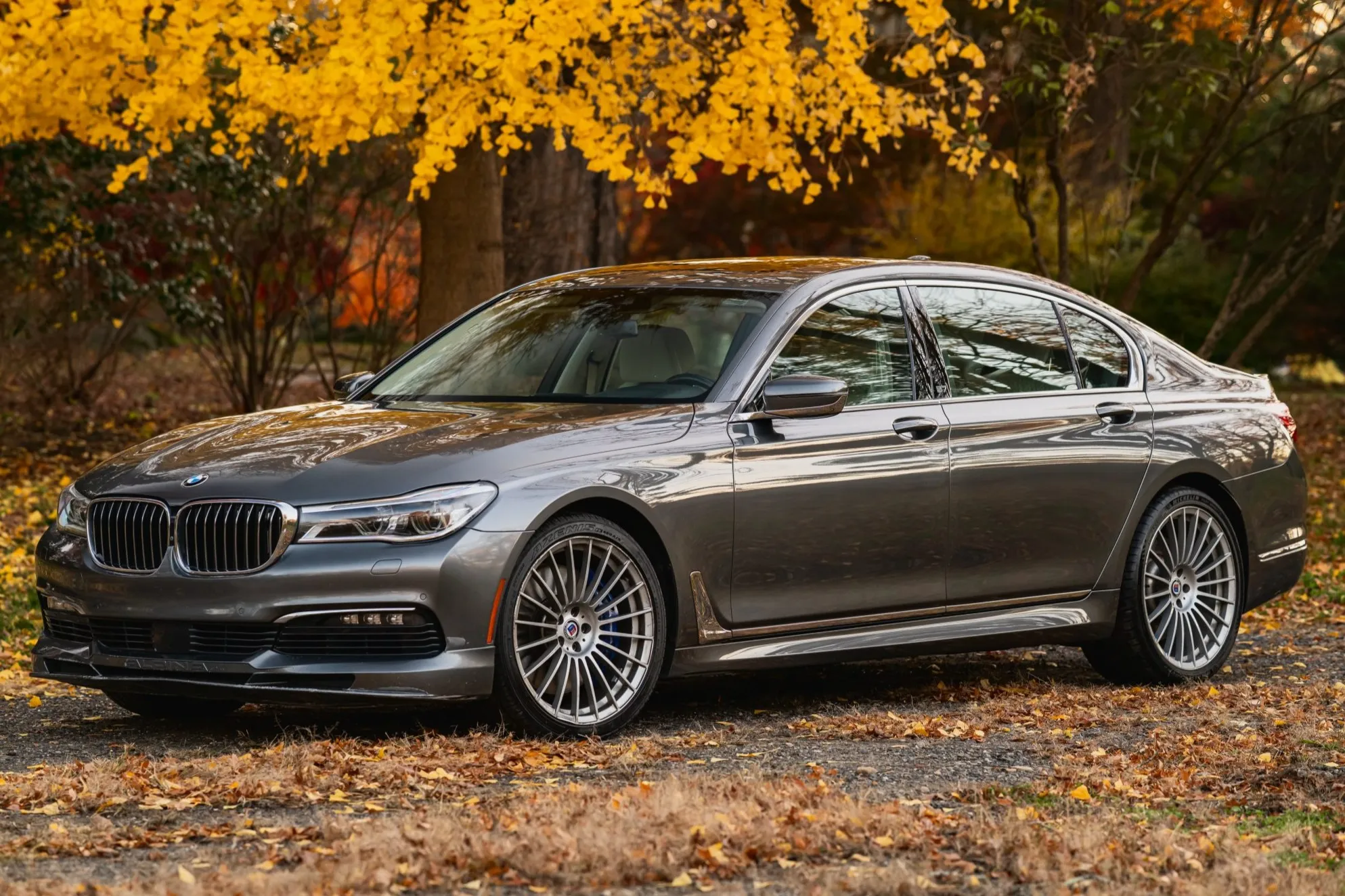 2017 BMW Alpina B7 xDrive VIN WBA7F2C54HG543710 | Hagerty Valuation Tools