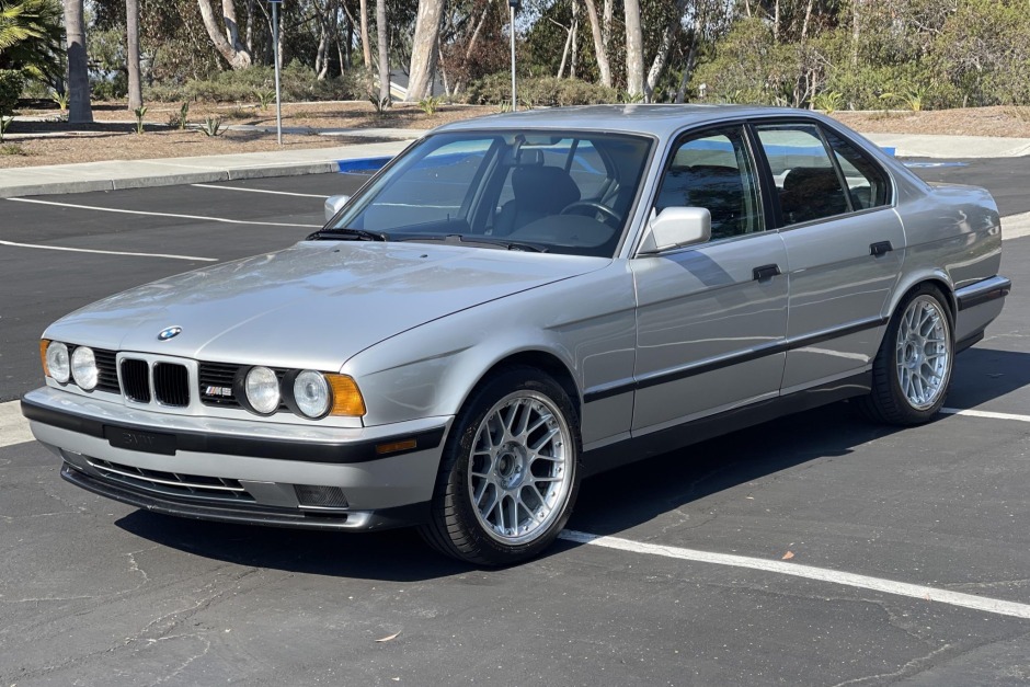 1991 BMW M5 VIN WBSHD9310MBK05014 | Hagerty Valuation Tools