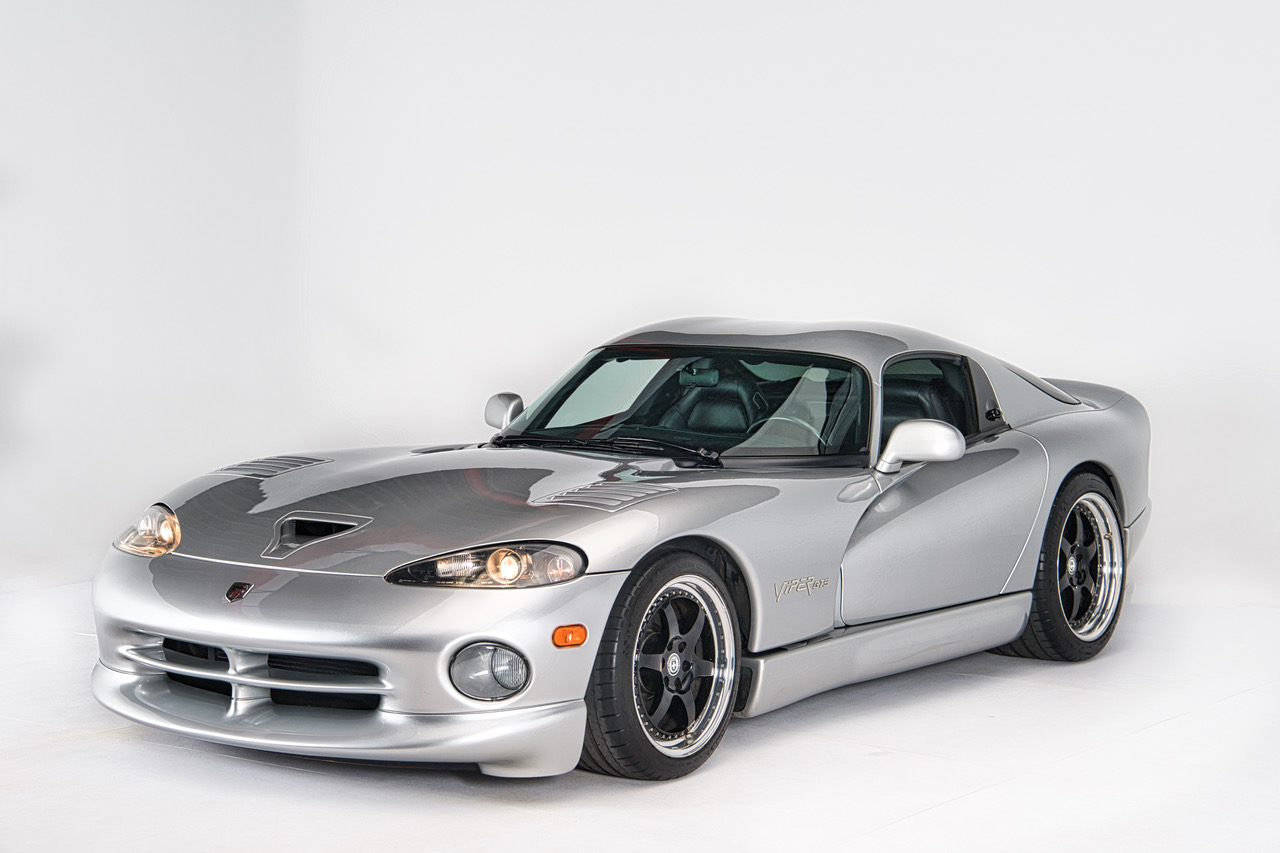 1998 Dodge Viper GTS VIN 1B3ER69E0WV400635 | Hagerty Valuation Tools