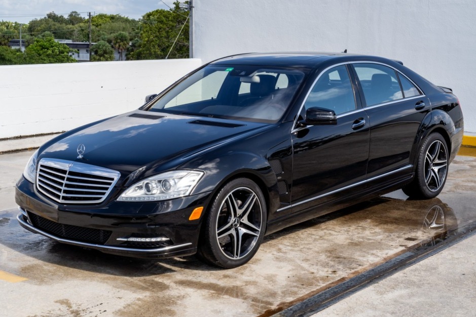2010 Mercedes-Benz S550 VIN WDDNG7BB4AA333666 | Hagerty Valuation Tools