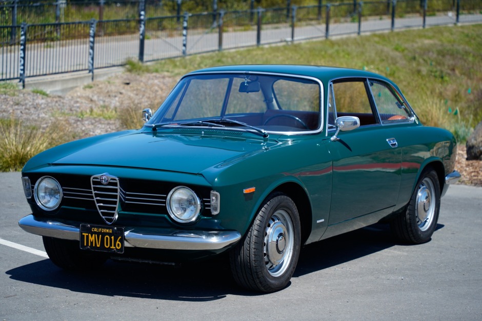 1967 Alfa Romeo Giulia Sprint GTV VIN AR245922 | Hagerty Valuation Tools