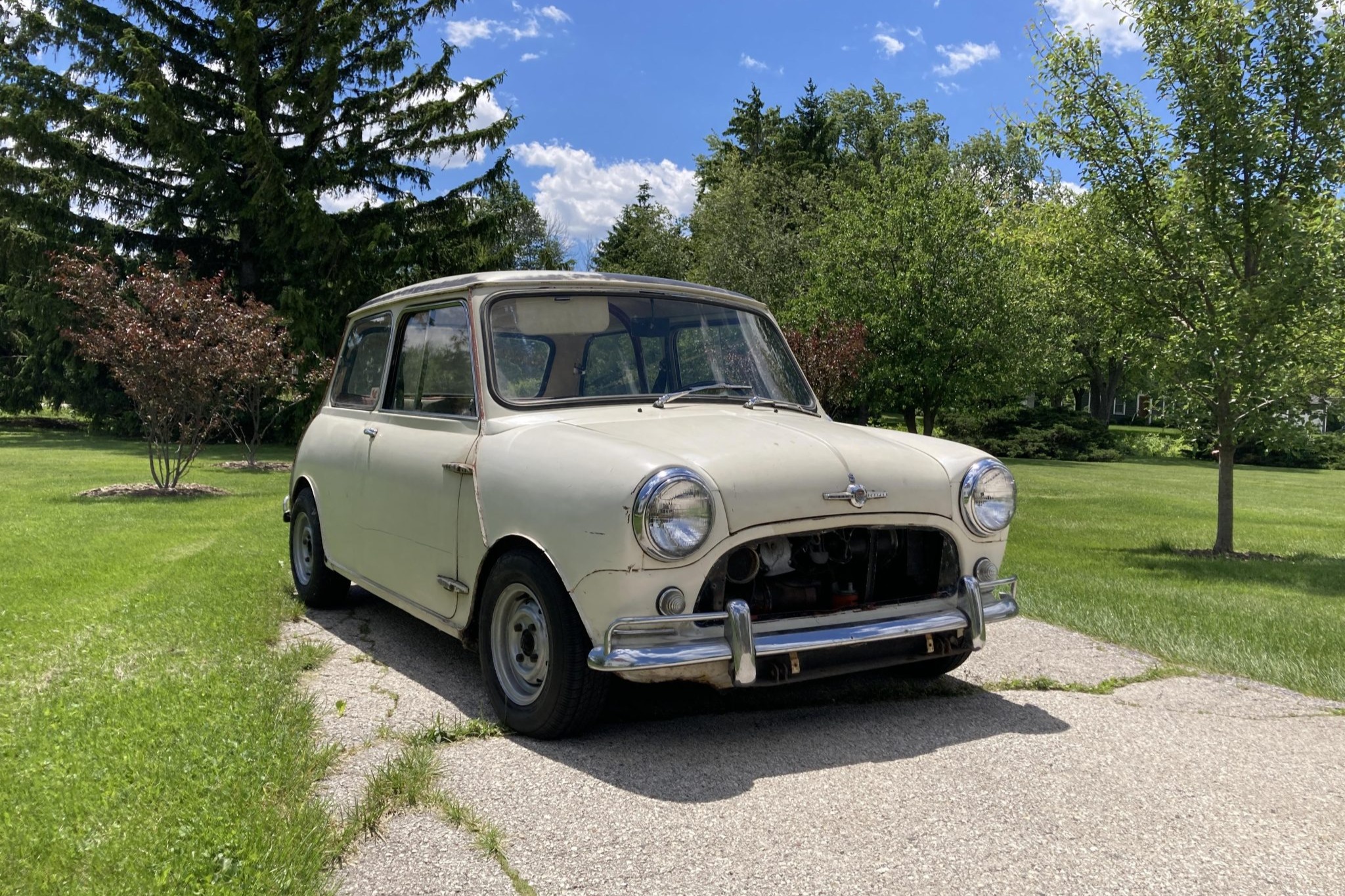 1964 Morris Mini Cooper 1275S VIN KA2S4L384948 | Hagerty Valuation Tools