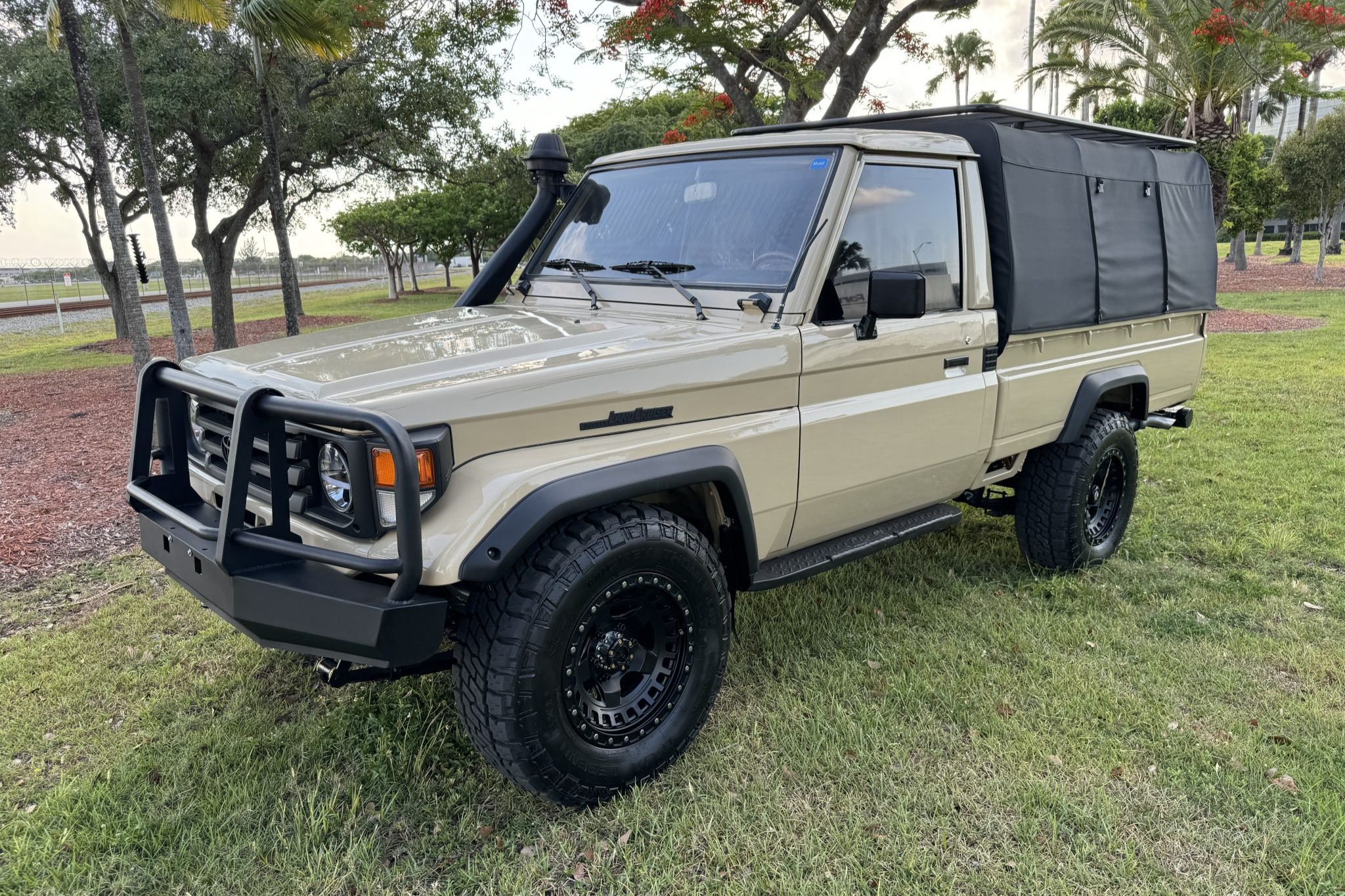1990 Toyota Land Cruiser BJ75 HJ750037309 | Hagerty Valuation Tools