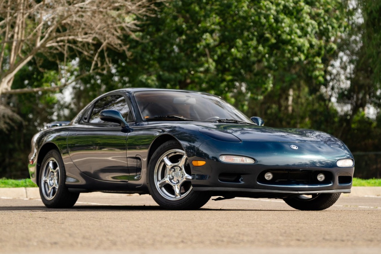 1993 Mazda RX-7 VIN JM1FD3313P0210476 | Hagerty Valuation Tools