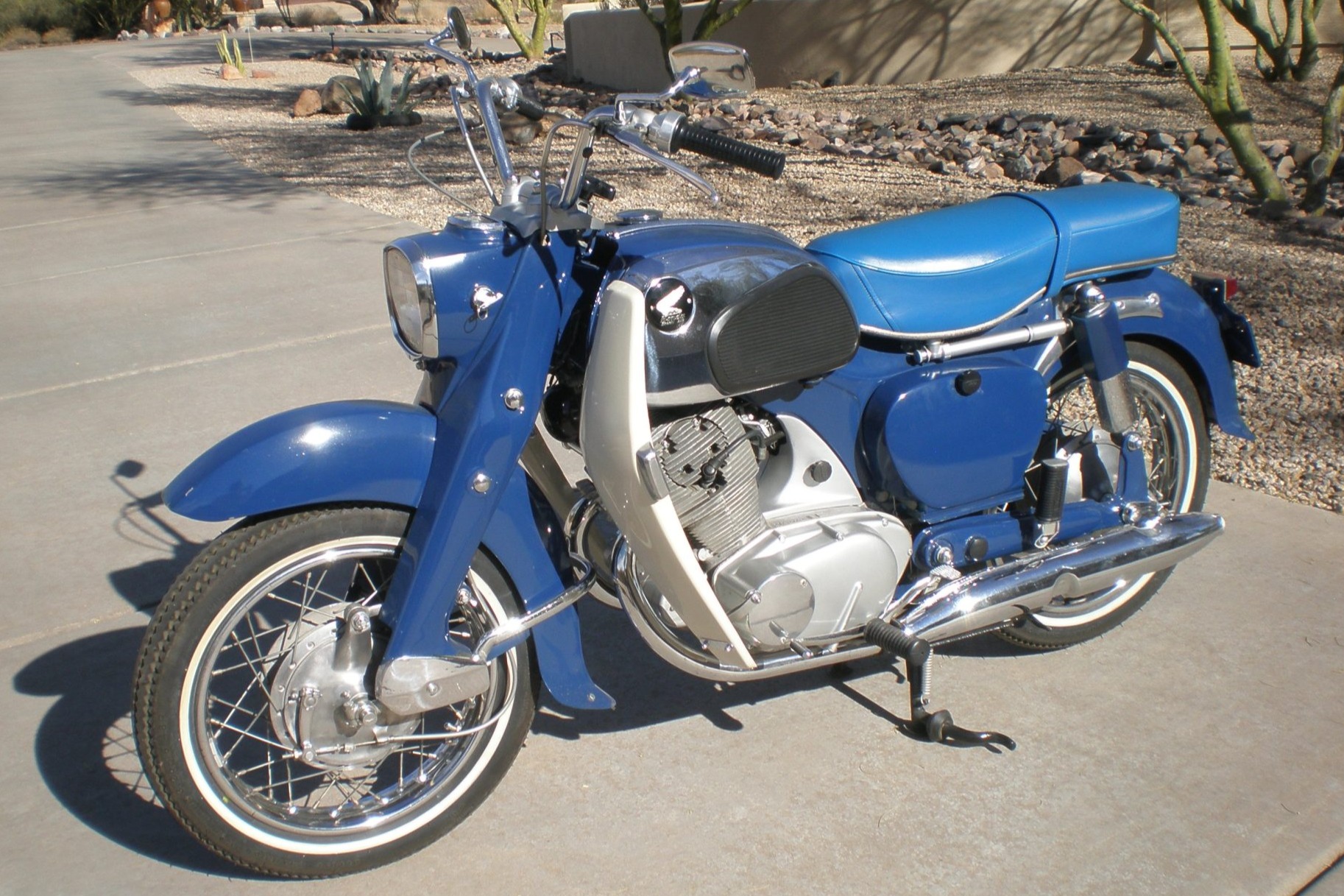 1962 Honda CA72 Dream 250 VIN CA7220239 | Hagerty Valuation Tools