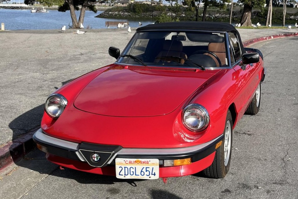 1986 Alfa Romeo Spider Veloce VIN ZARBA5417G1037756 | Hagerty Valuation ...