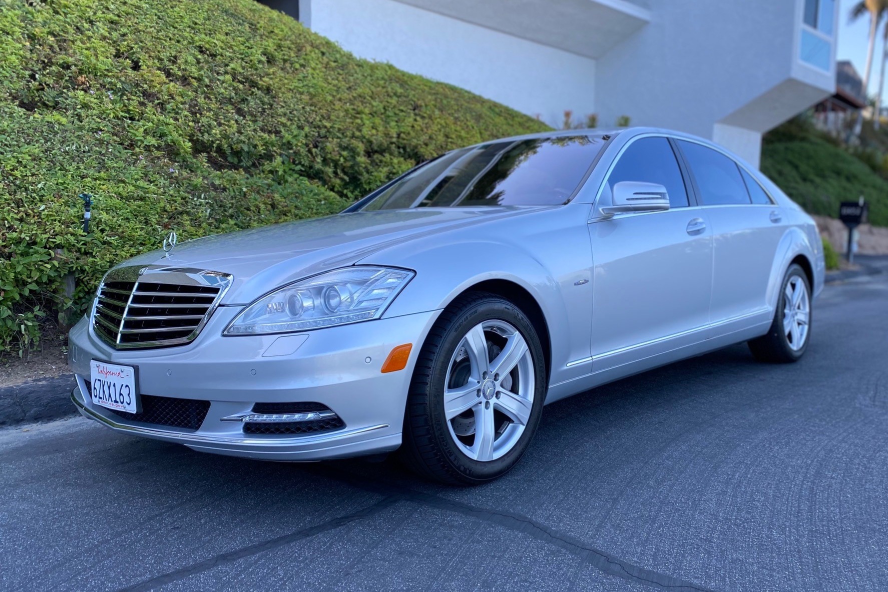2012 Mercedes-Benz S550 VIN WDDNG7DB1CA459869 | Hagerty Valuation Tools